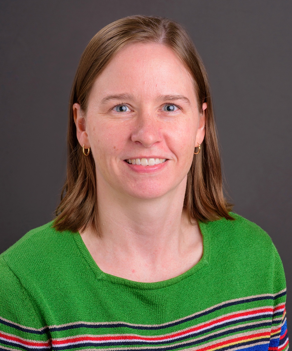 Andrea Roe's Instagram, Twitter & Facebook on IDCrawl