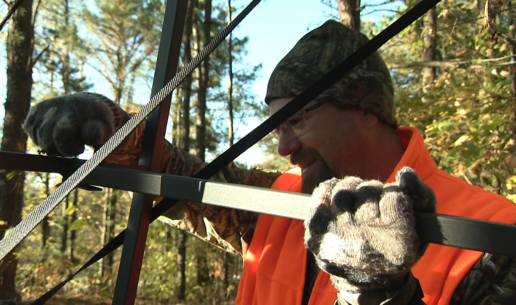 Trauma Surgeon Offers Advice for Deer Hunters