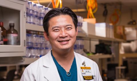 Orthopaedic Surgeon Focuses on Getting Patients Back in the Game